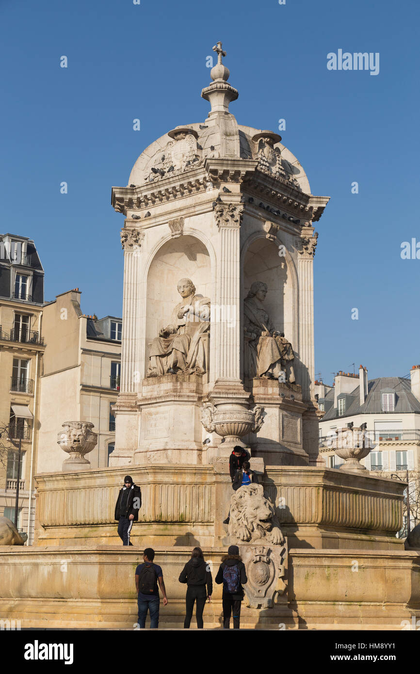 Saint sulpice sculpture hi-res stock photography and images - Alamy
