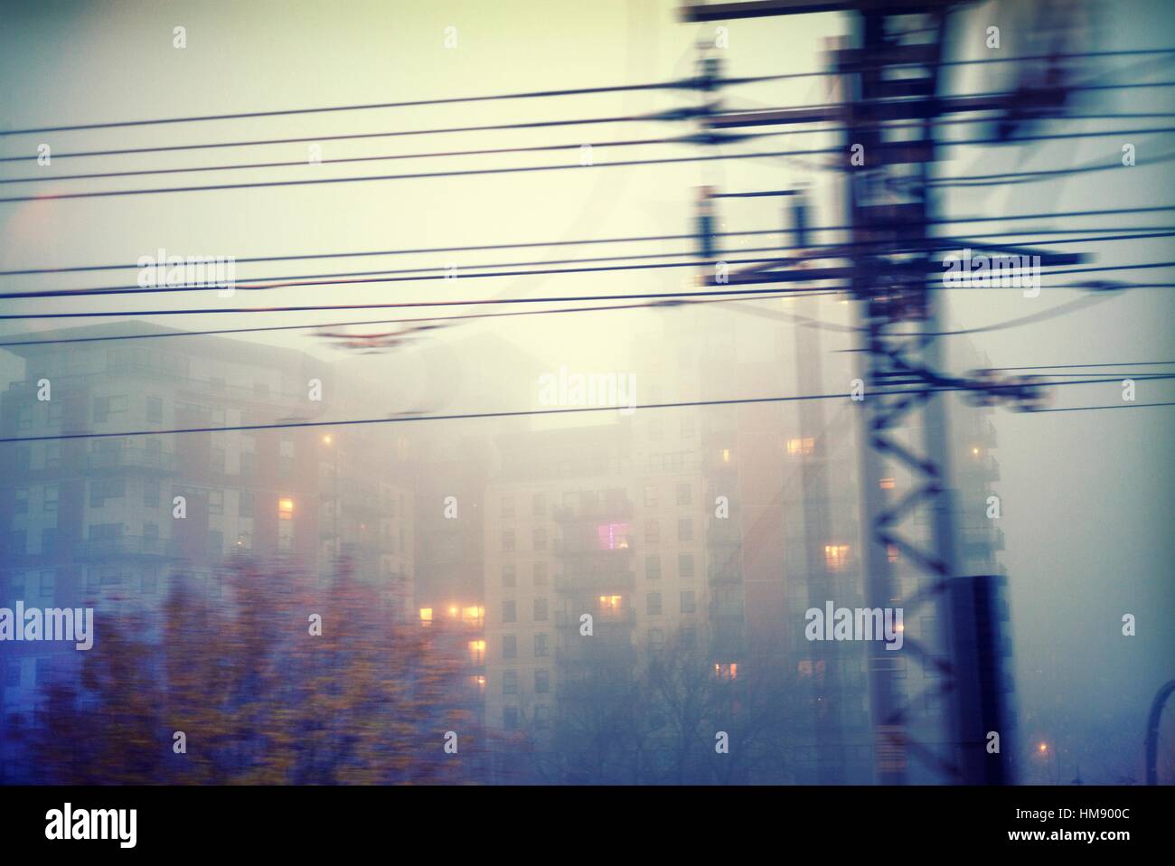 Un cable electrico hi-res stock photography and images - Alamy