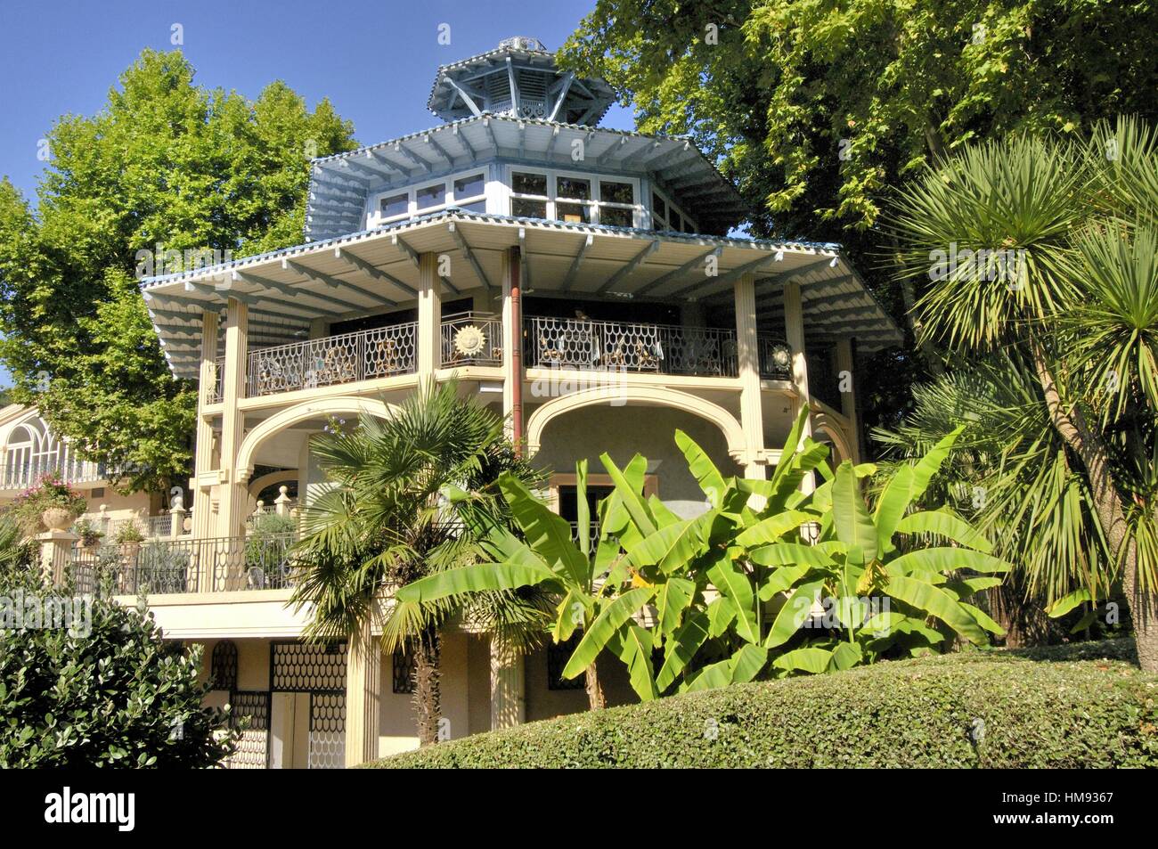 Cambo les bains hi-res stock photography and images - Alamy