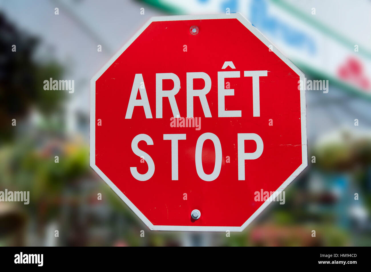Quebec Sign Bilingual High Resolution Stock Photography and Images - Alamy