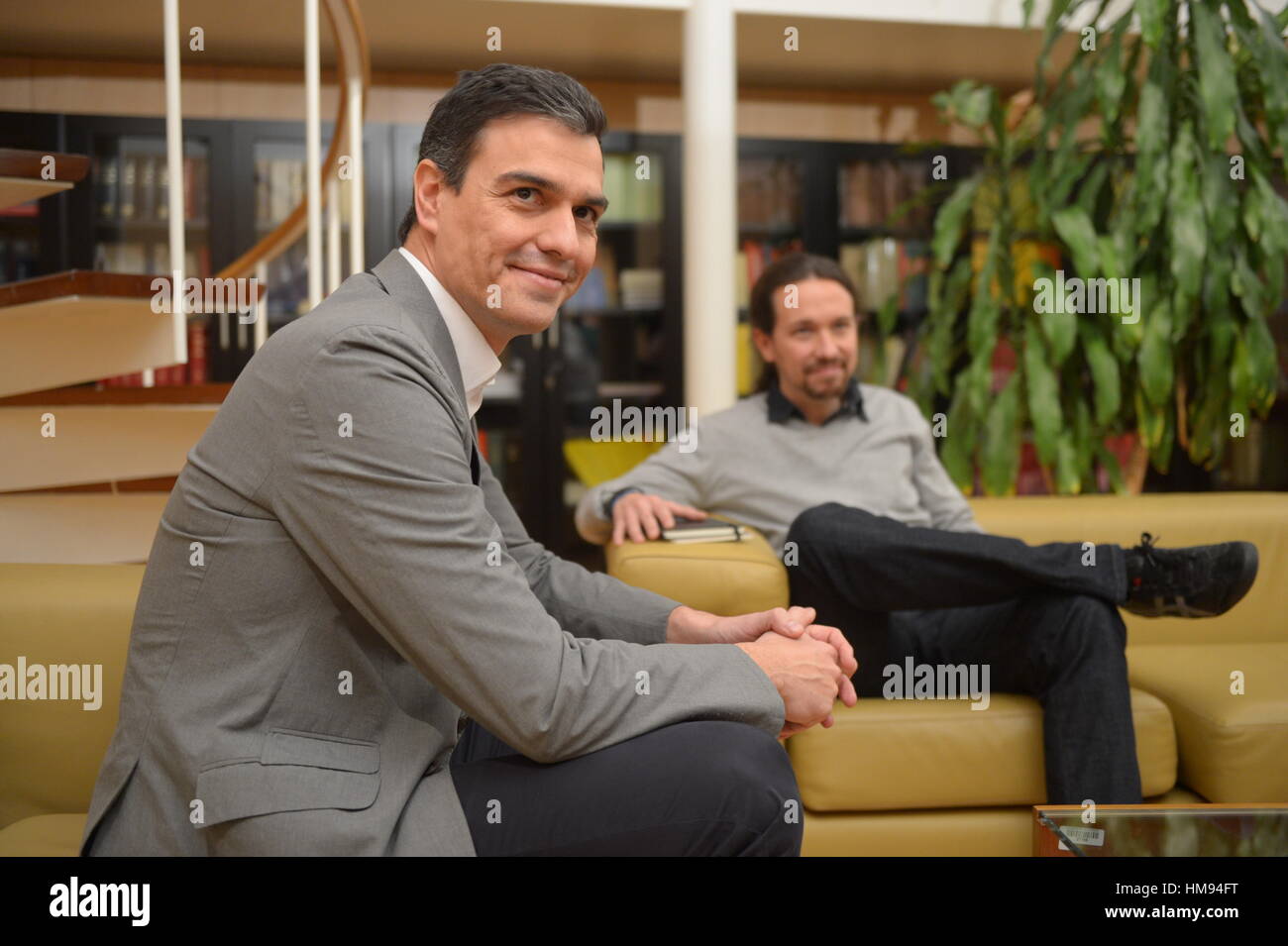 Spanish Socialist Party leader Pedro Sanchez and Podemos leader Pablo ...