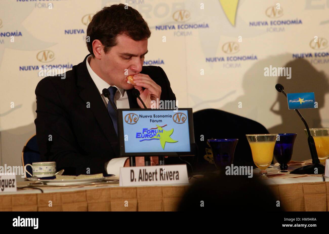 Political Albert Rivera for a breakfast informative in the Nueva ...
