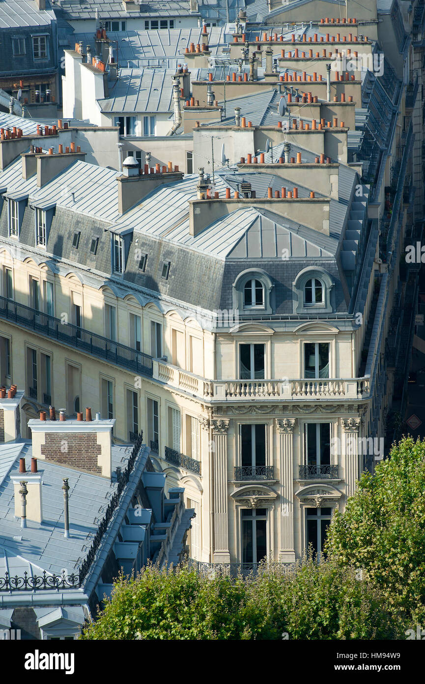 France. Paris 16th district. Place de l'Etoile. Buildings between ...