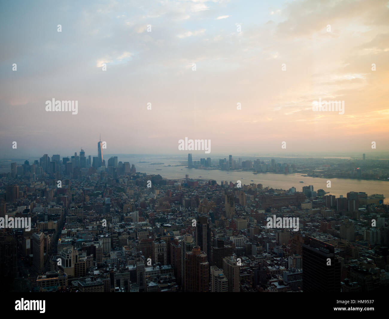View of the buildings of Manhattan from an elevated viewpoint Stock ...