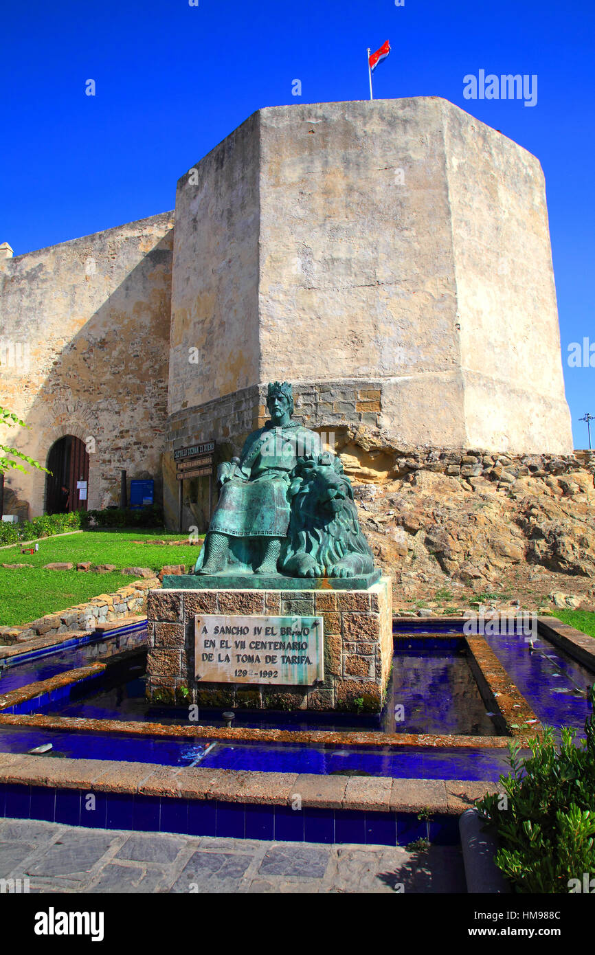 Sancho iv the brave statue hi-res stock photography and images - Alamy