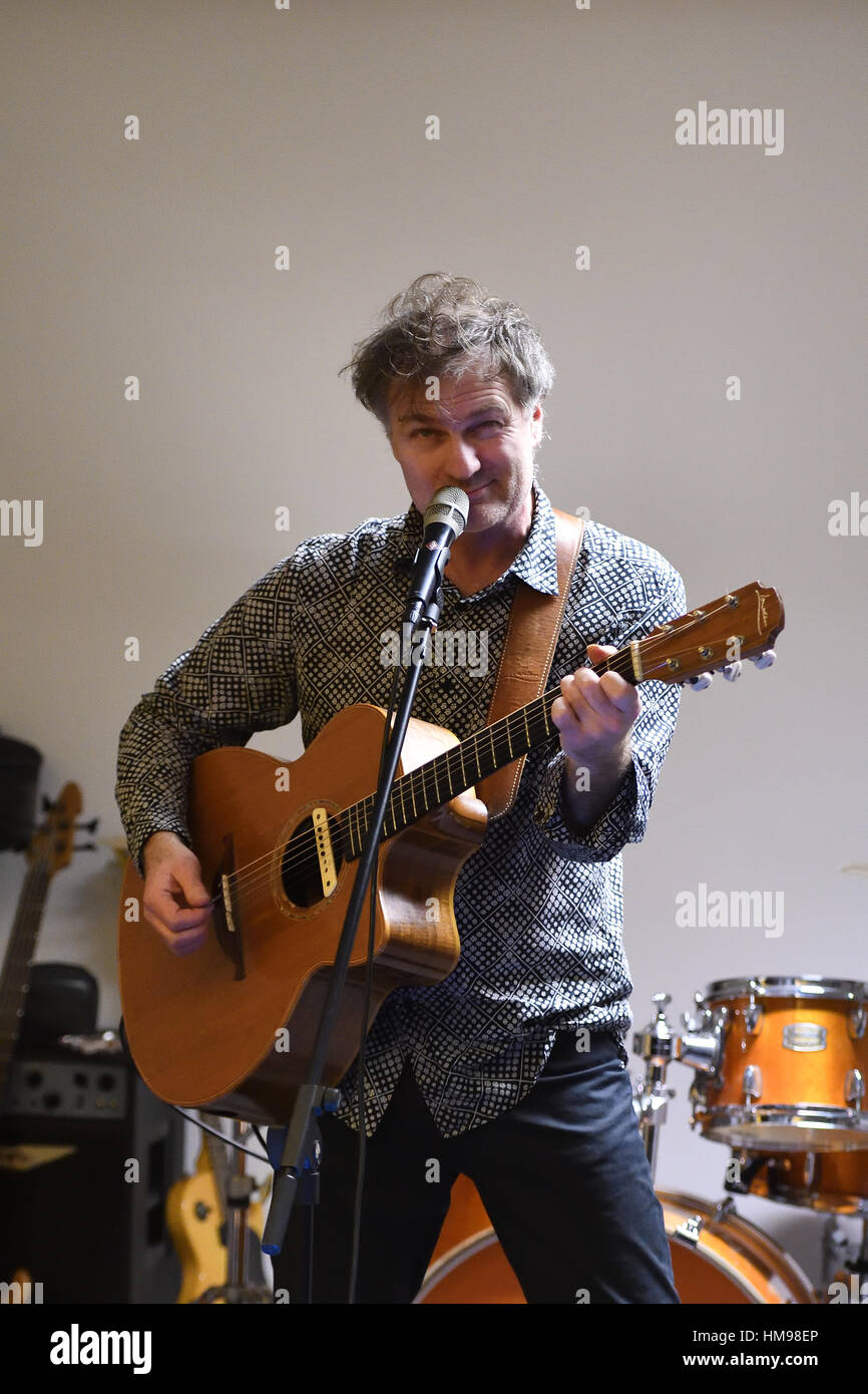 Singer and Song Writer Nick Harper Stock Photo - Alamy