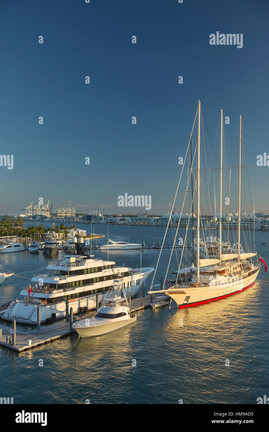 SUPERYACHTS MOORED AT ISLAND GARDENS MARINA WATSON ISLAND GOVERNMENT ...