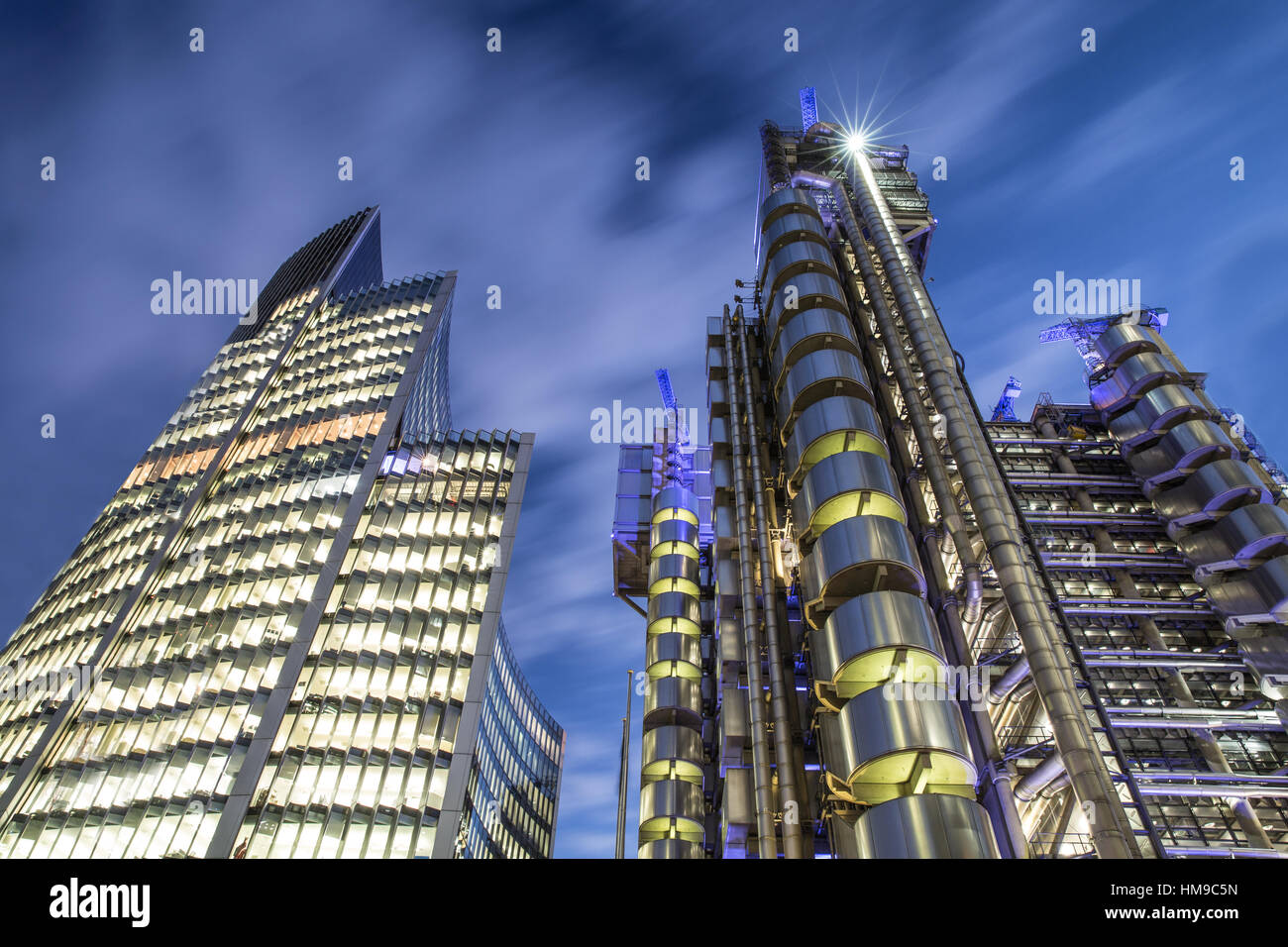 The moody building hi-res stock photography and images - Alamy