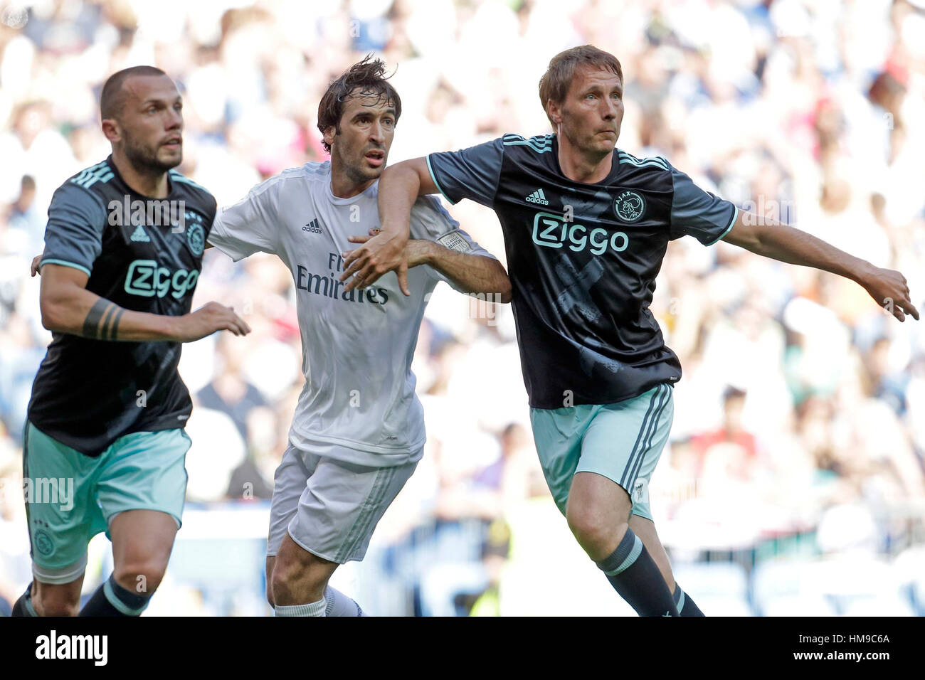 Soccer legends charity match hi-res stock photography and images - Alamy