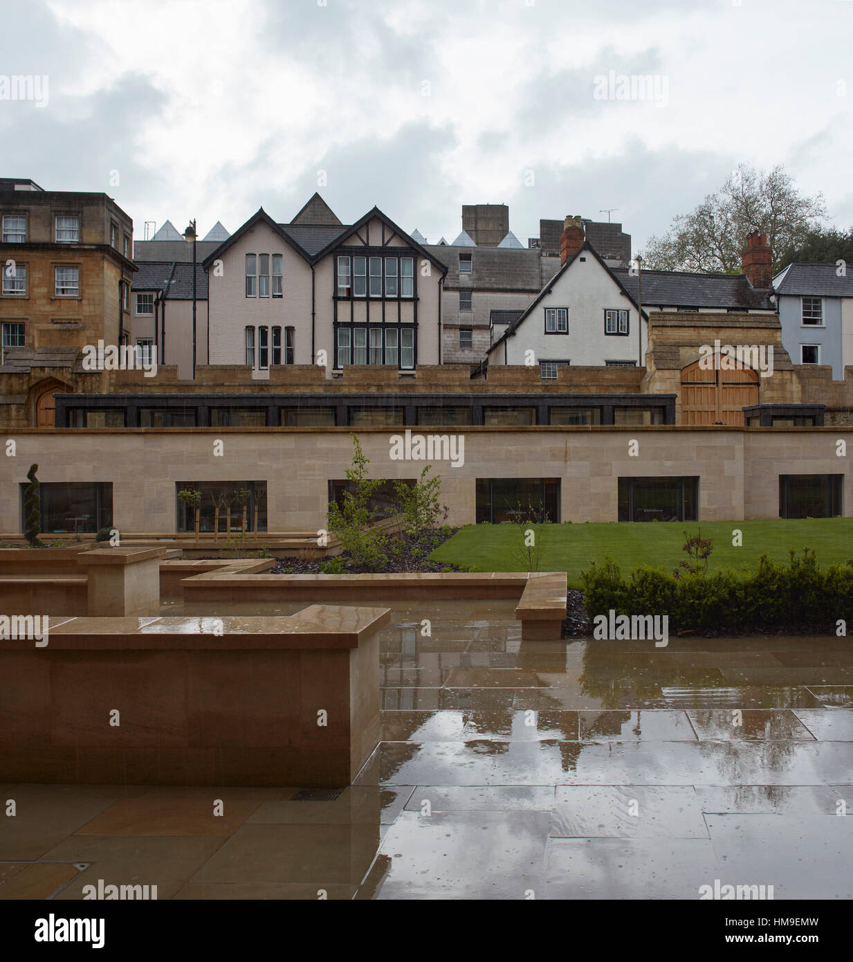Landscaped approach to sunken new library wing along Longwall Quad ...
