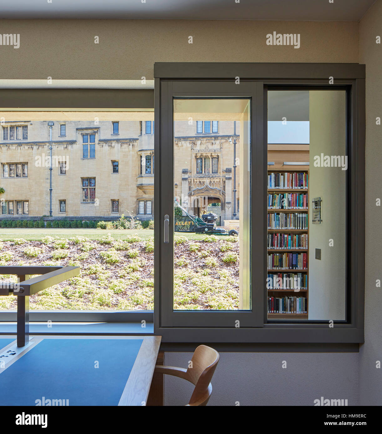 Individual study area and view towards Longwall Quad. Longwall Library ...