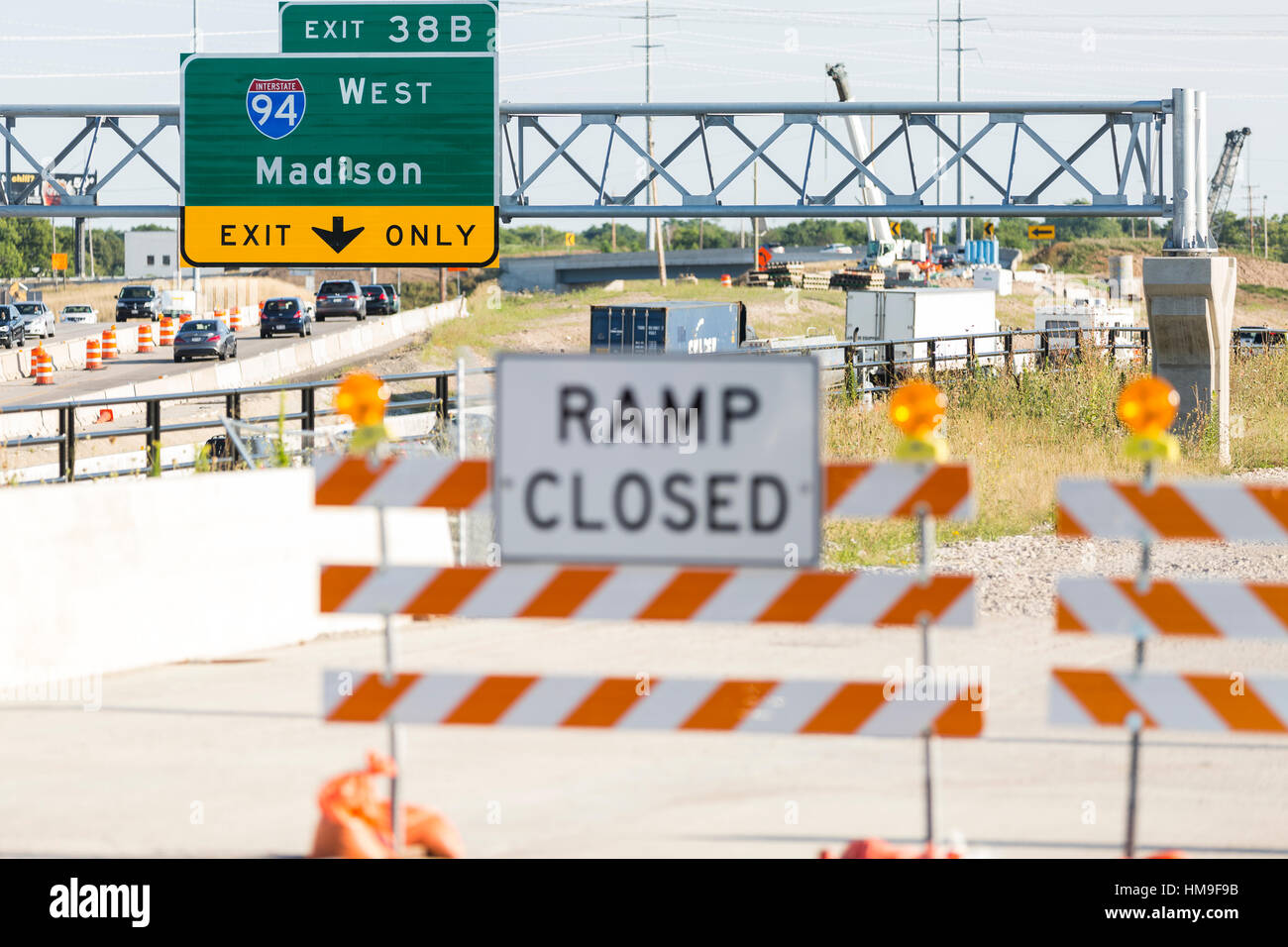 A ramp closed construction sign on the interstate Stock Photo - Alamy
