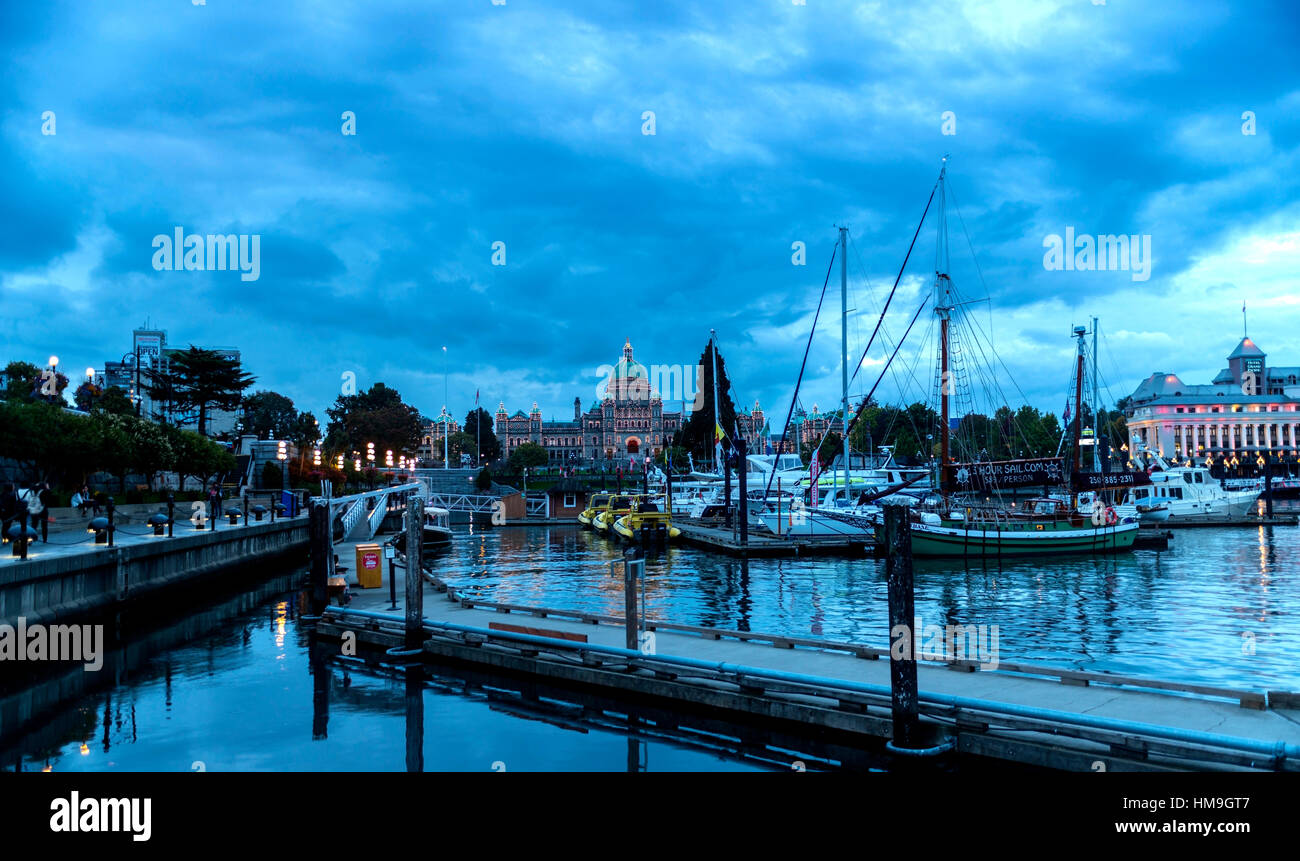 Canada Landmarks in Victoria BC - Beautiful twilight in Victoria Inner ...