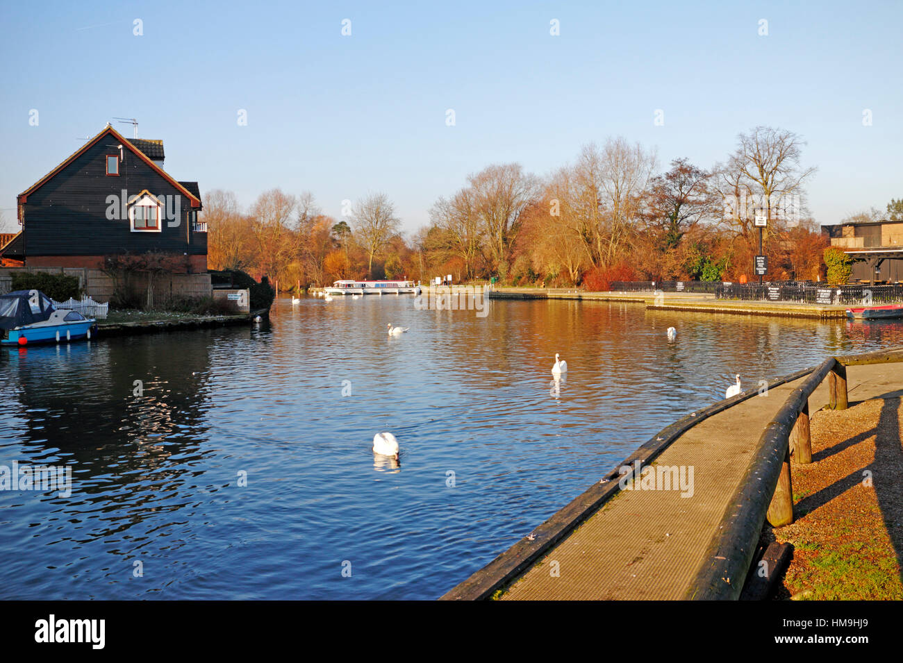 A view of the River Bure upstream of Wroxham Bridge, Norfolk, England ...