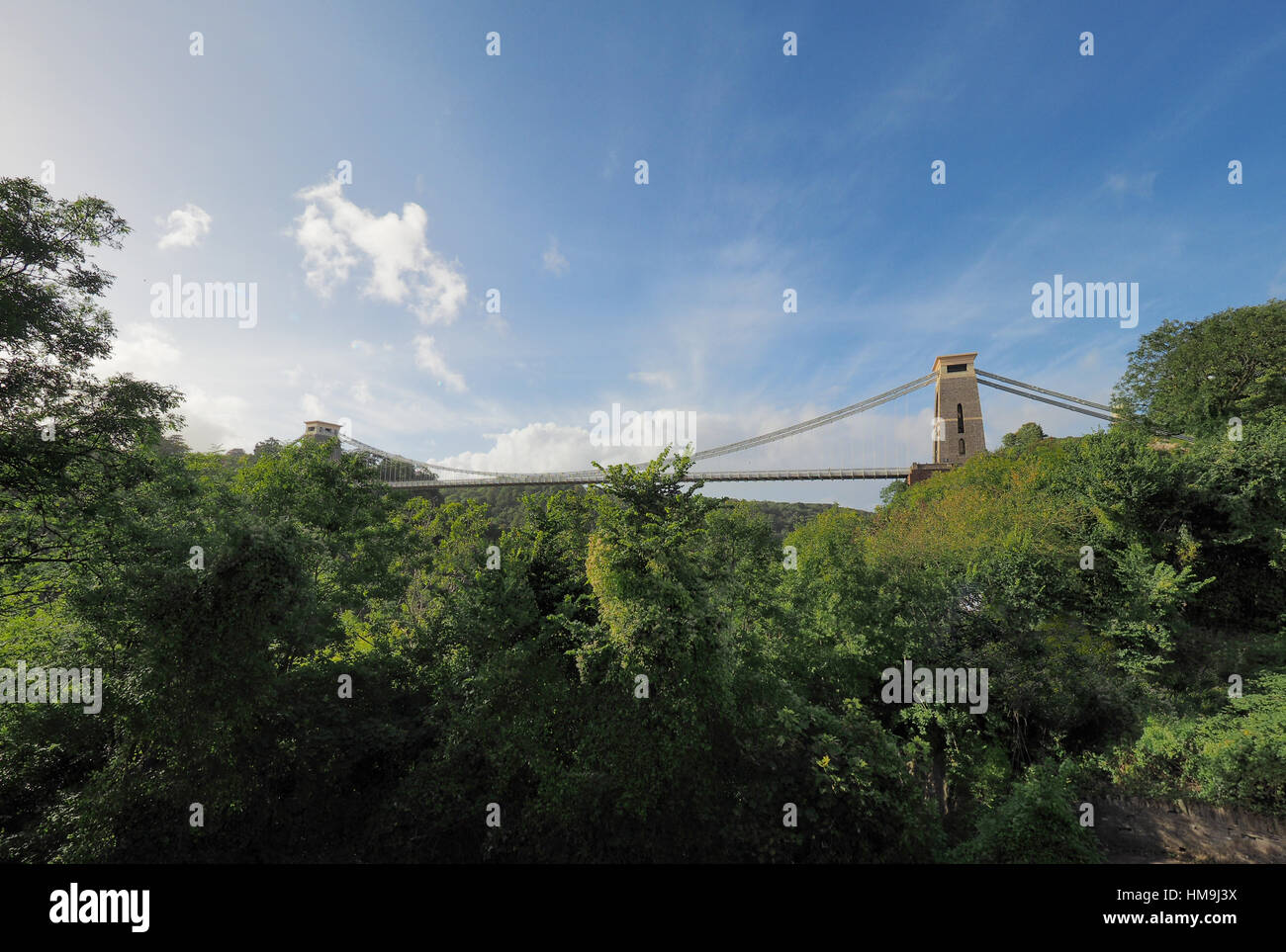Clifton Suspension Bridge spanning the Avon Gorge and River Avon ...