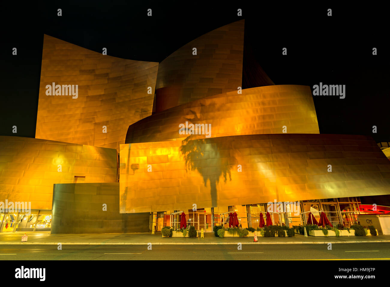 Disney music concert hall hi-res stock photography and images - Alamy