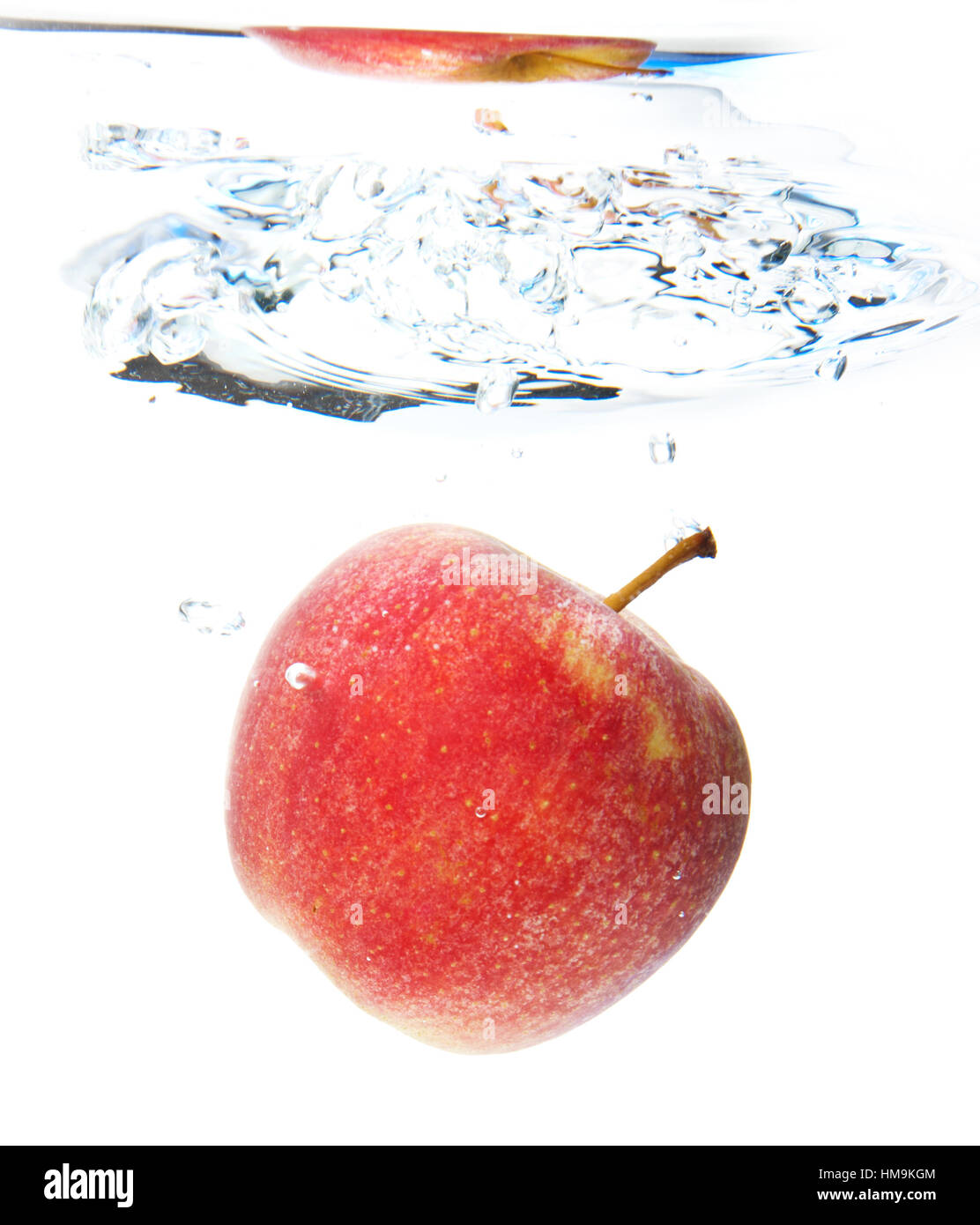 apple in water Stock Photo - Alamy
