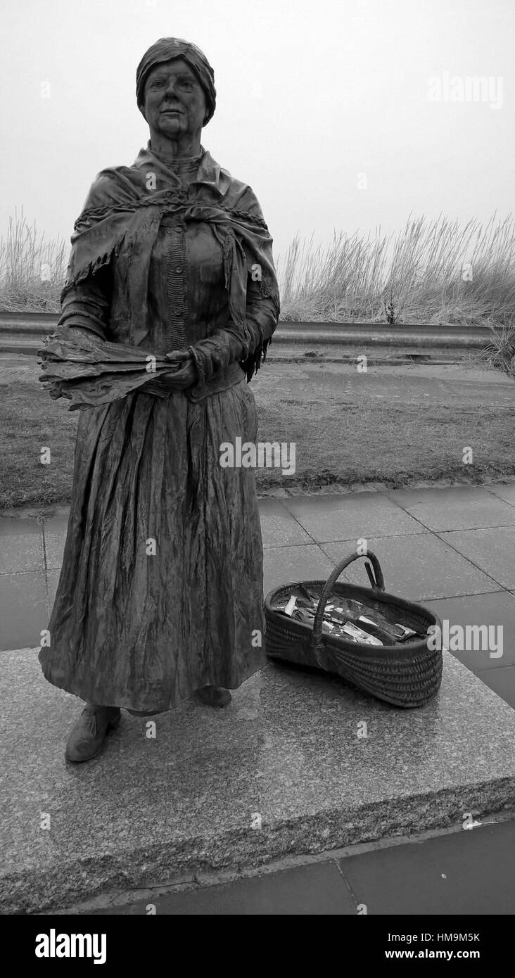 Statue of fisherwoman Black and White Stock Photos & Images - Alamy