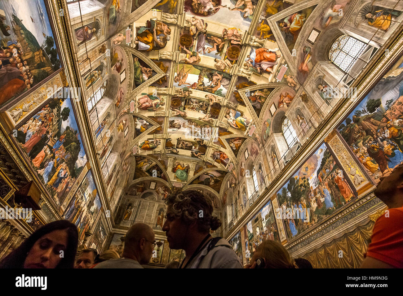 VATICAN CITY, VATICAN, JUNE 12, 2015 : interiors and architectural ...
