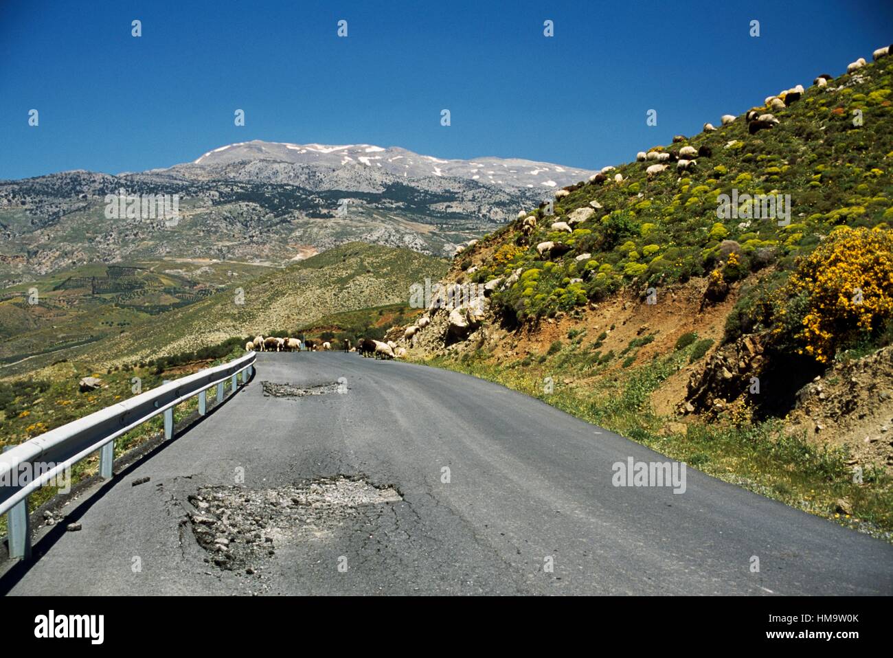Mount dikti in hi-res stock photography and images - Alamy