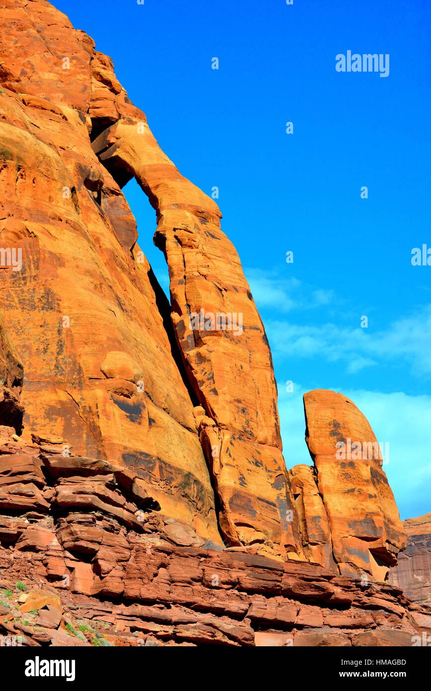 Jug handle arch hi-res stock photography and images - Alamy