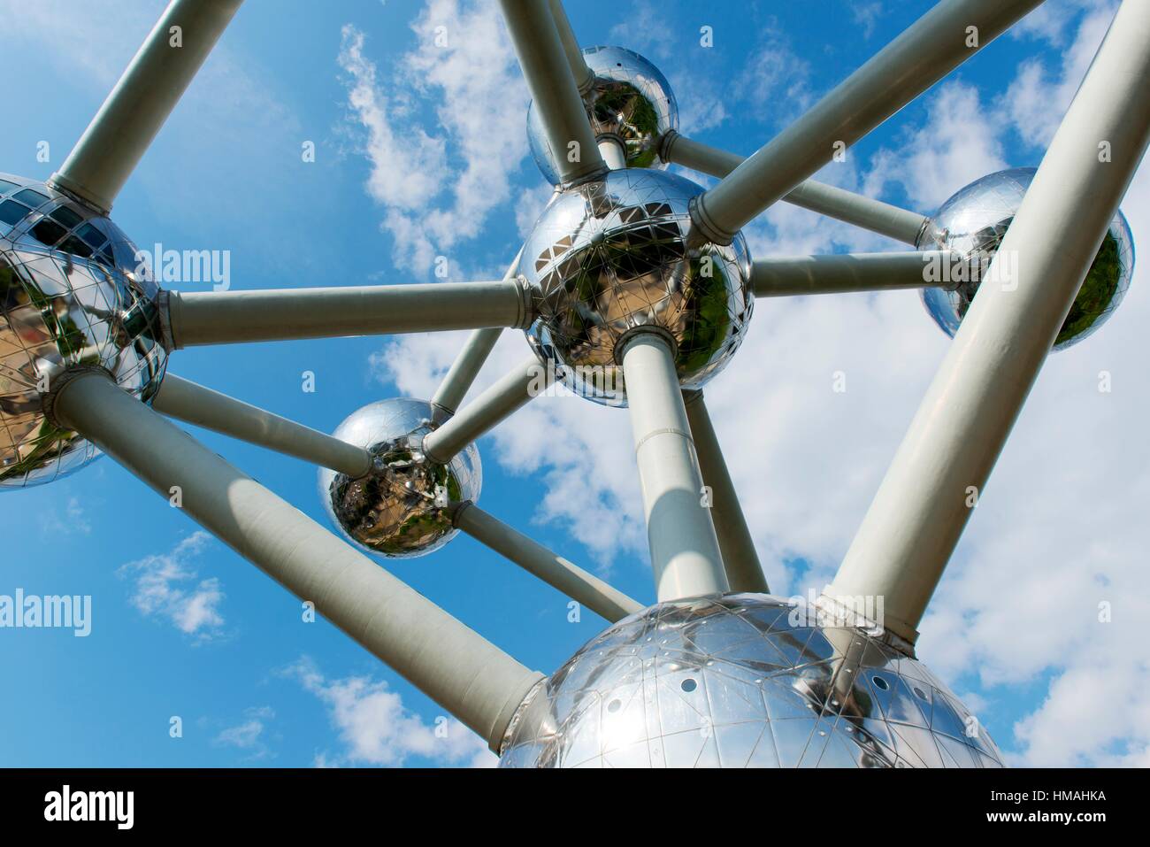 Iron unit cell hi-res stock photography and images - Alamy