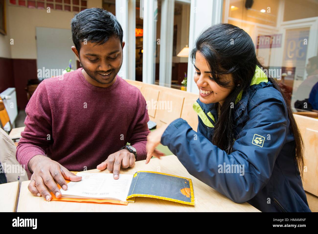 Cafe india community hi-res stock photography and images - Alamy