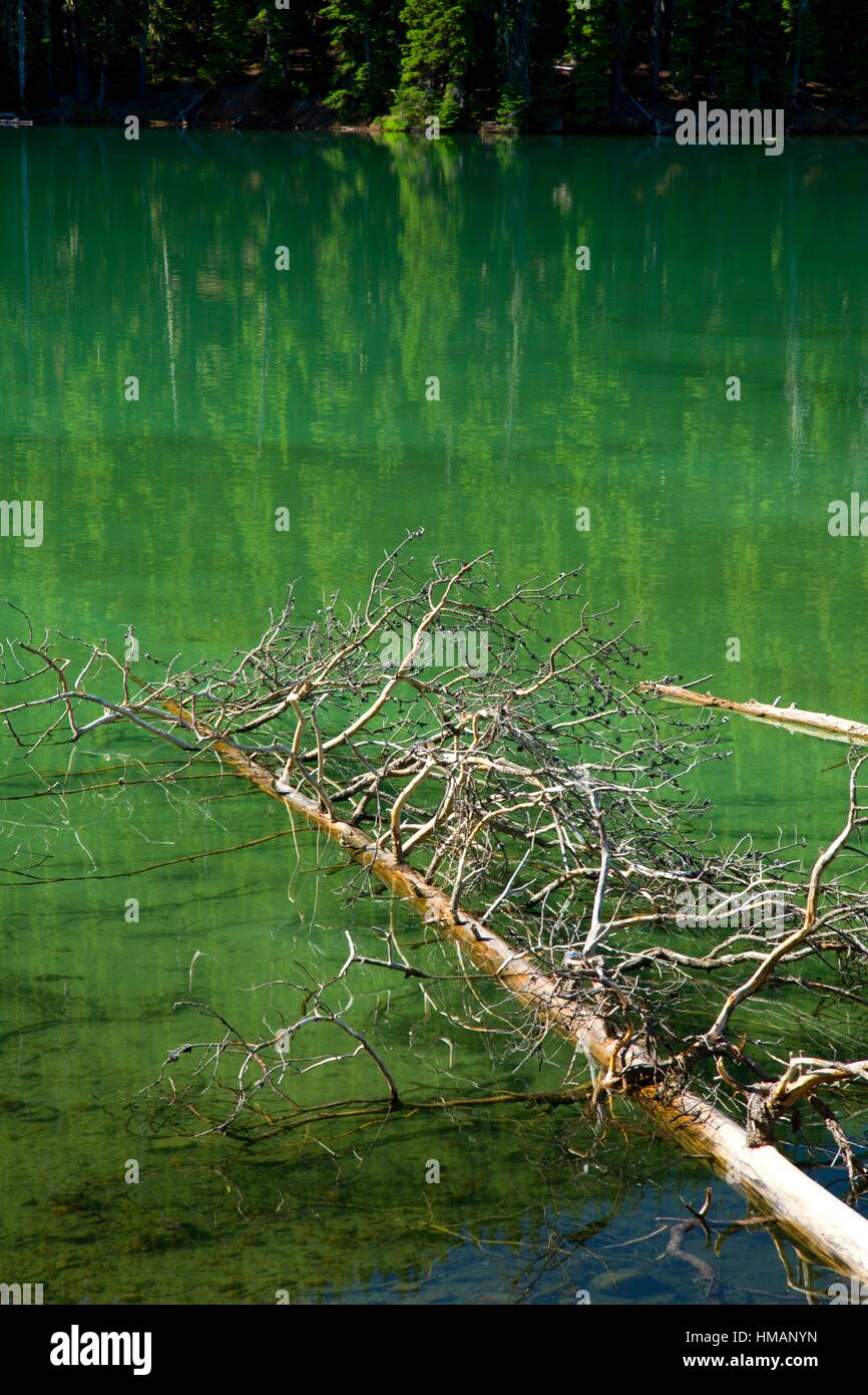 Devil Mountain Lakes High Resolution Stock Photography and Images - Alamy