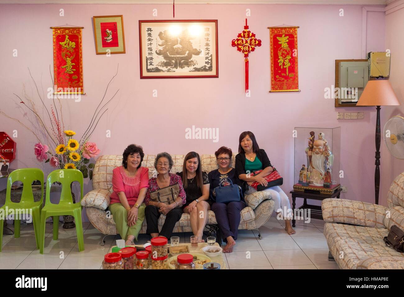 Visiting friends home hi-res stock photography and images - Alamy