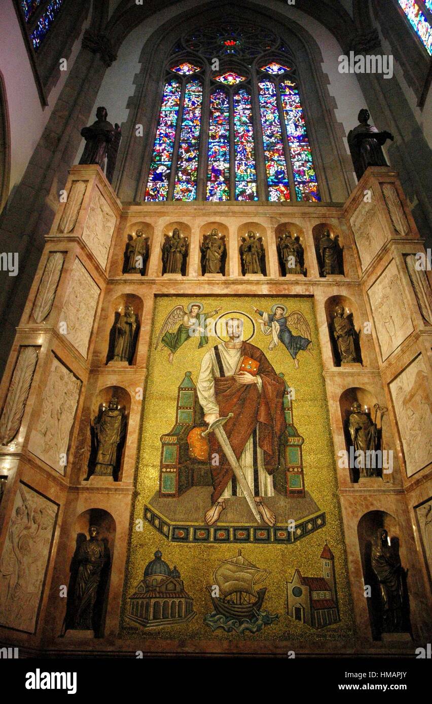 Interior catedral sé são paulo hi-res stock photography and images - Alamy