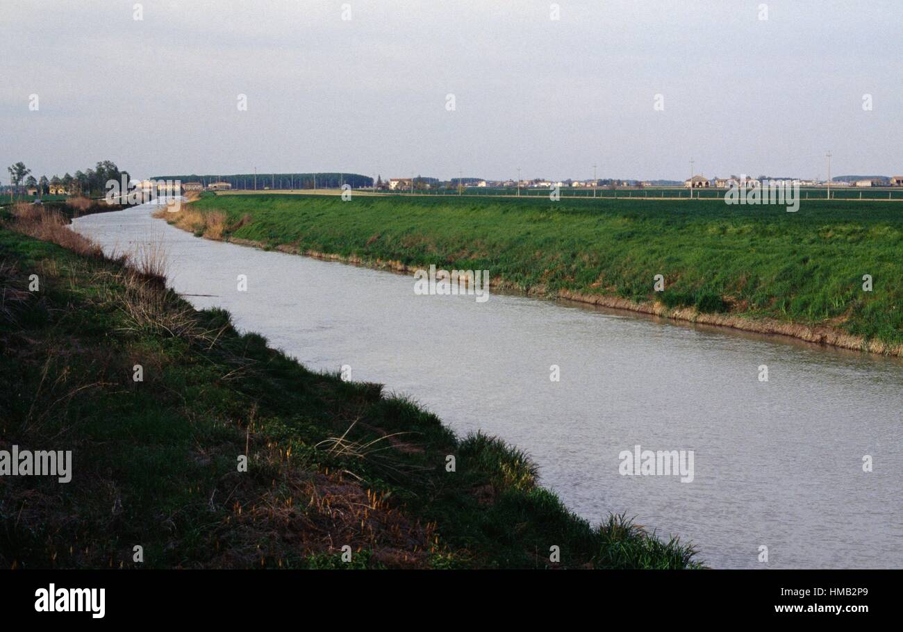 The Po river near Ferrara, Emilia-Romagna, Italy Stock Photo - Alamy