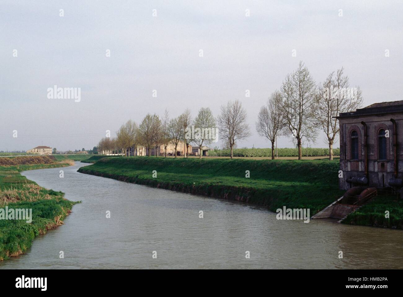 The Po river near Ferrara, Emilia-Romagna, Italy Stock Photo - Alamy