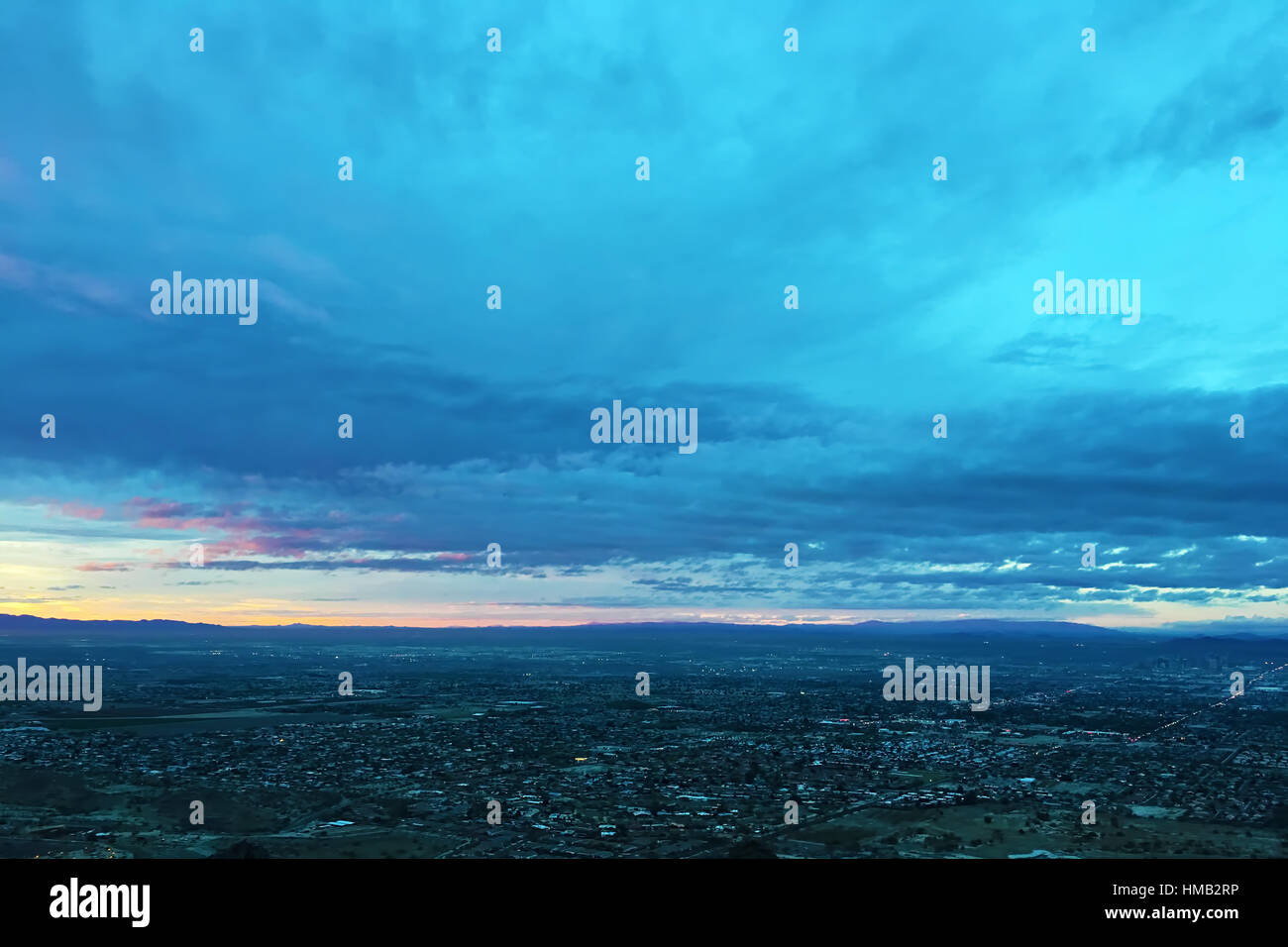Phoenix arizona skyline night hi-res stock photography and images - Alamy