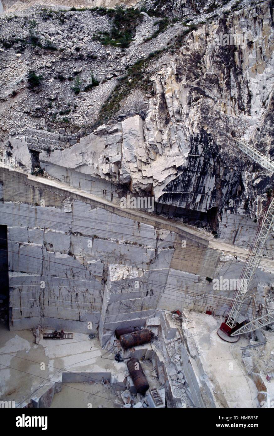 Marble quarry in Massa, Tuscany, Italy Stock Photo - Alamy