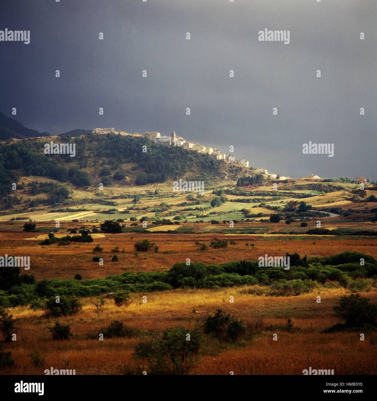 Clouds over the village of Rovere, Abruzzo, Italy Stock Photo - Alamy