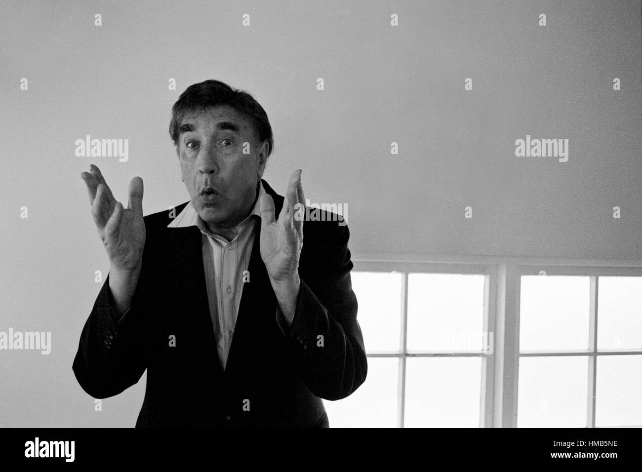 Frankie howard hi-res stock photography and images - Alamy