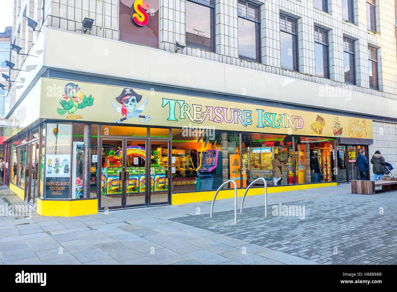 Morecambe street hi-res stock photography and images - Alamy
