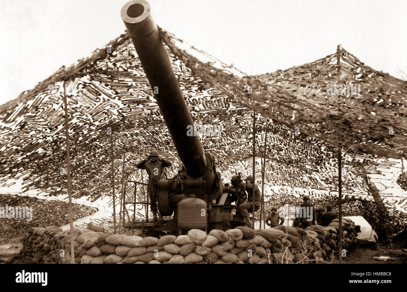 Howitzer world war ii hi-res stock photography and images - Alamy