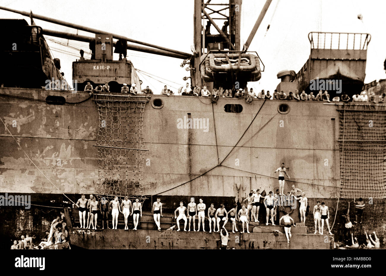 World war ii fighting in pacific hi-res stock photography and images ...