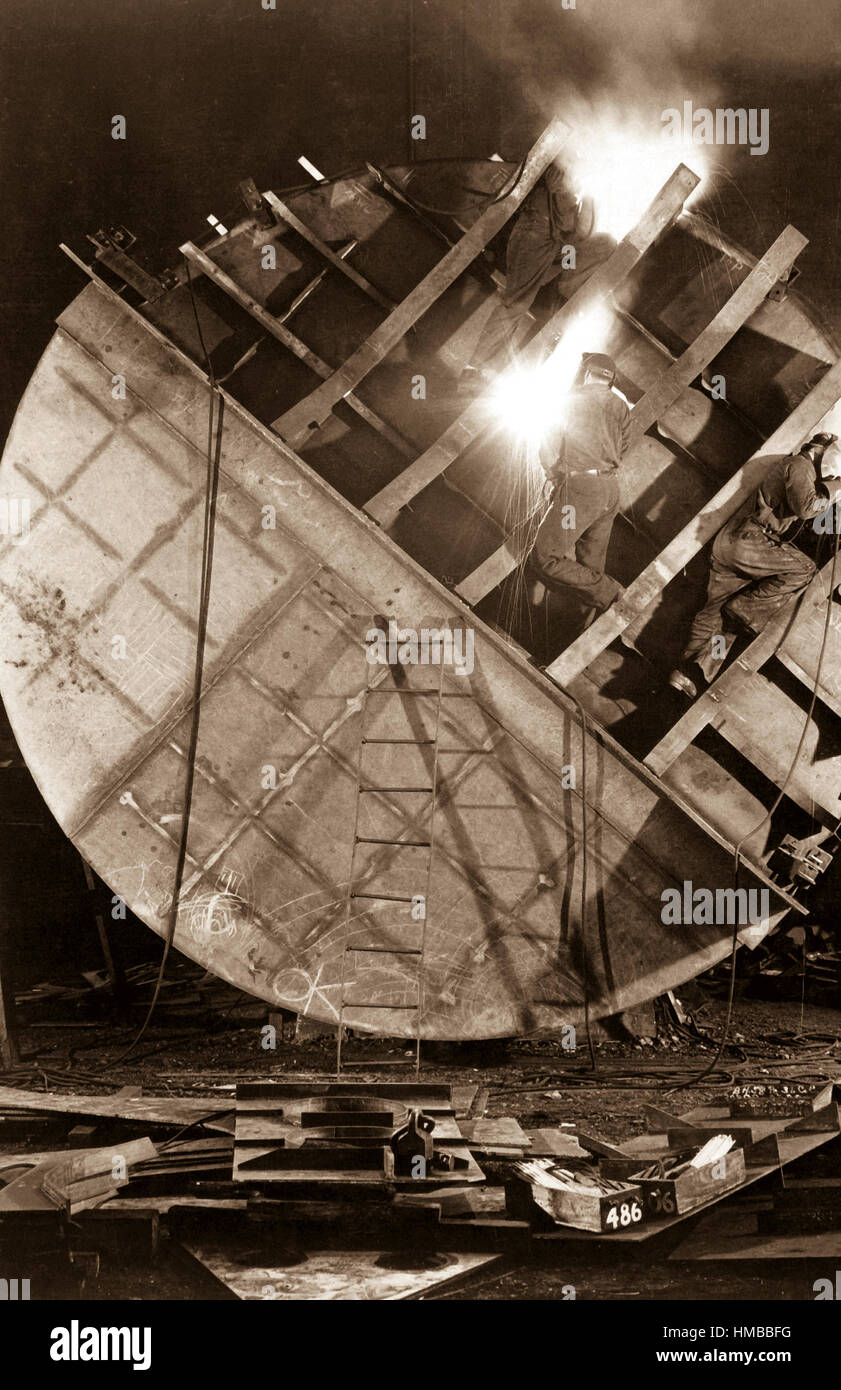 Hull ww2 hi-res stock photography and images - Alamy