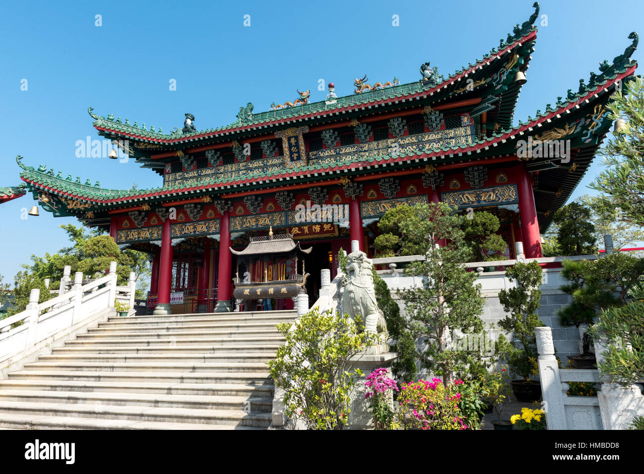 Wun chuen sin taoist temple hi-res stock photography and images - Alamy