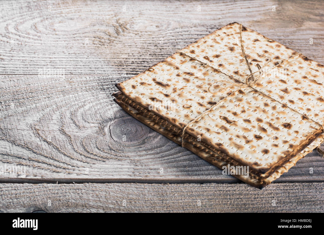 Jewish matza on Passover Stock Photo - Alamy