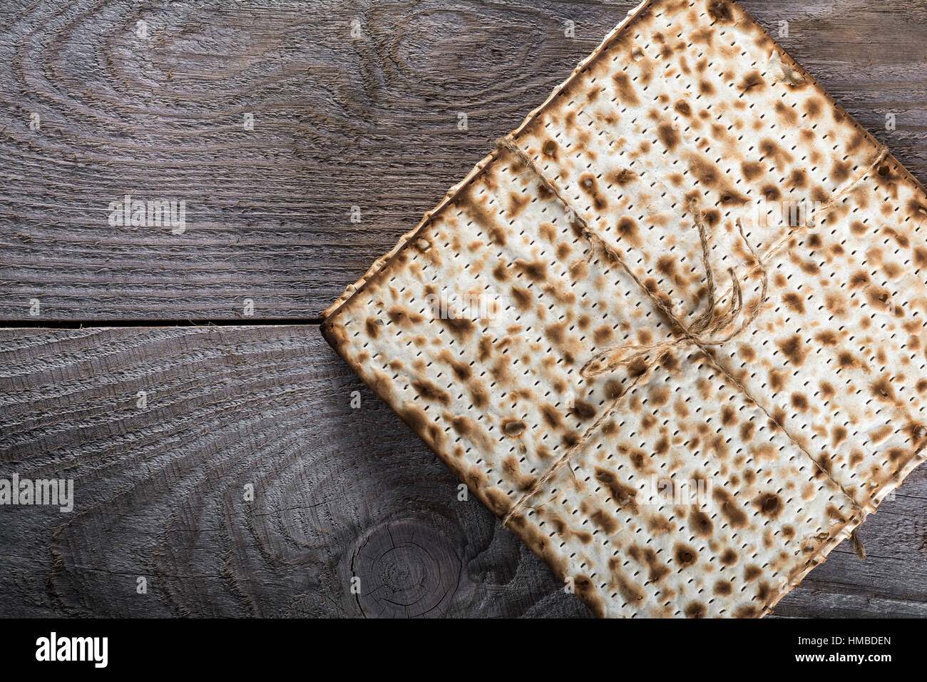 Jewish matza on Passover Stock Photo - Alamy