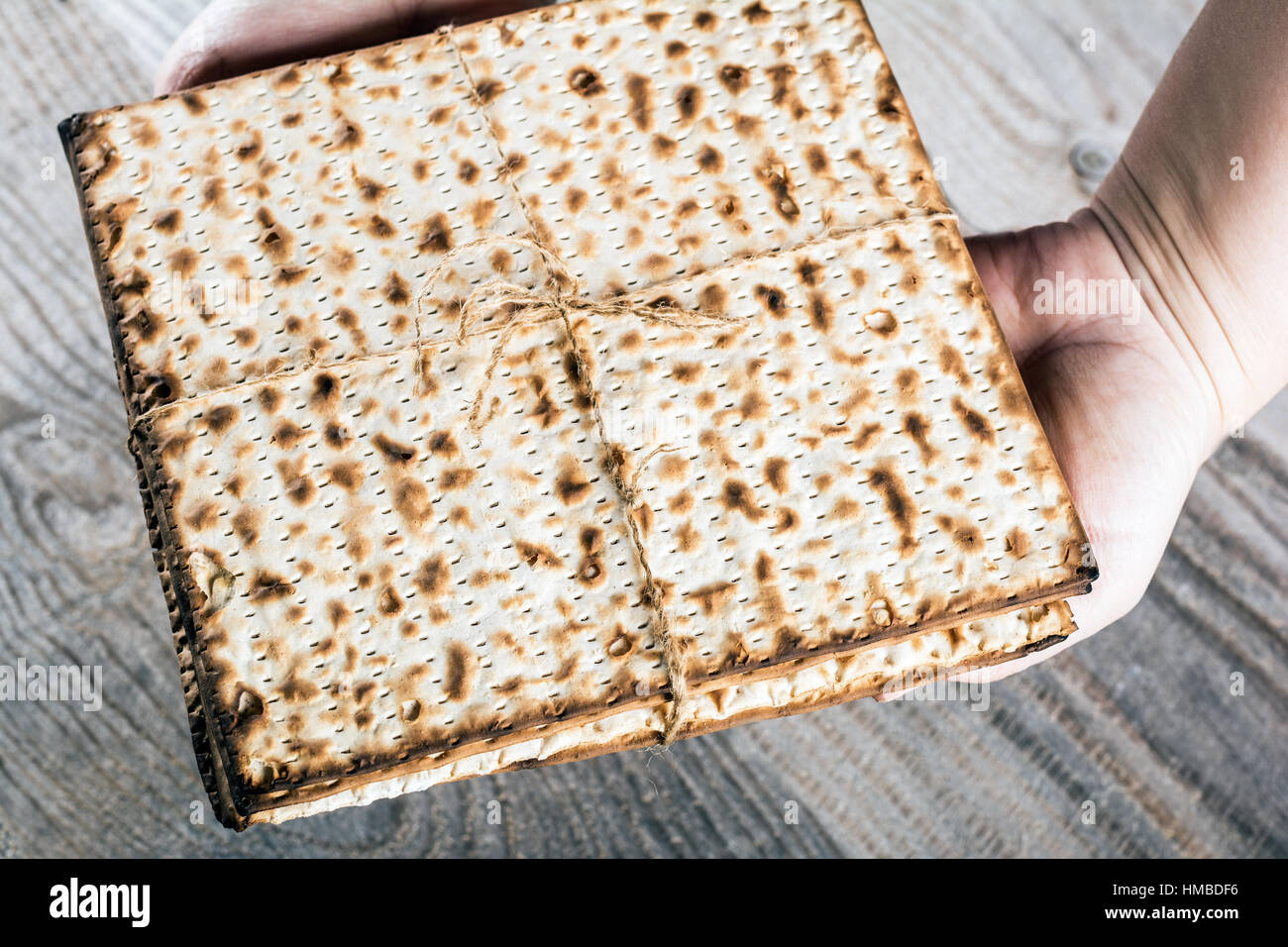 Jewish matza on Passover Stock Photo - Alamy