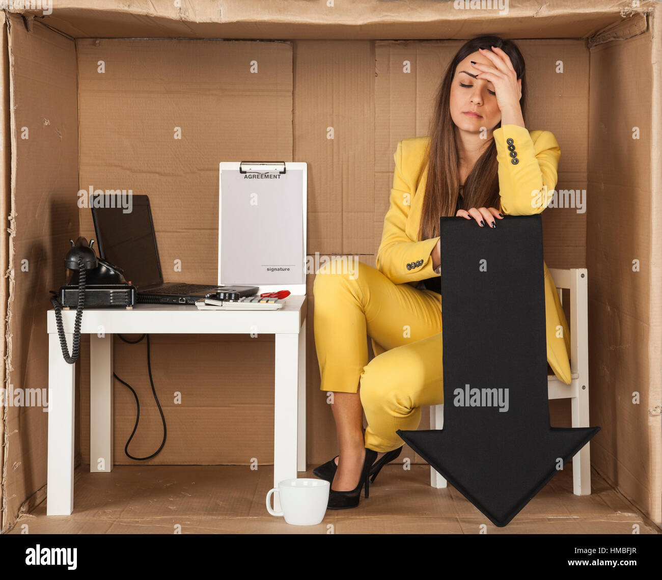 Failing company hi-res stock photography and images - Alamy