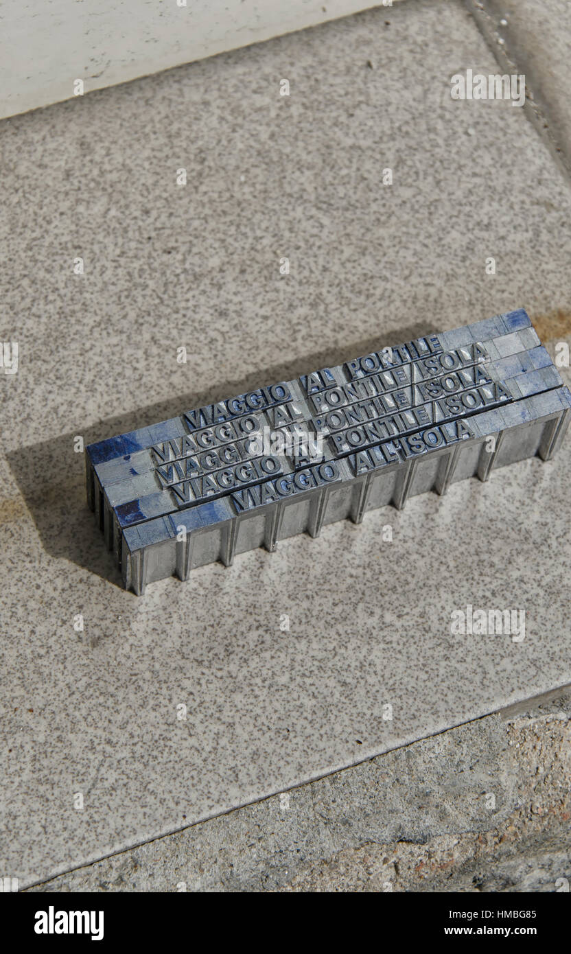 Cast metal type pieces High Resolution Stock Photography and Images - Alamy
