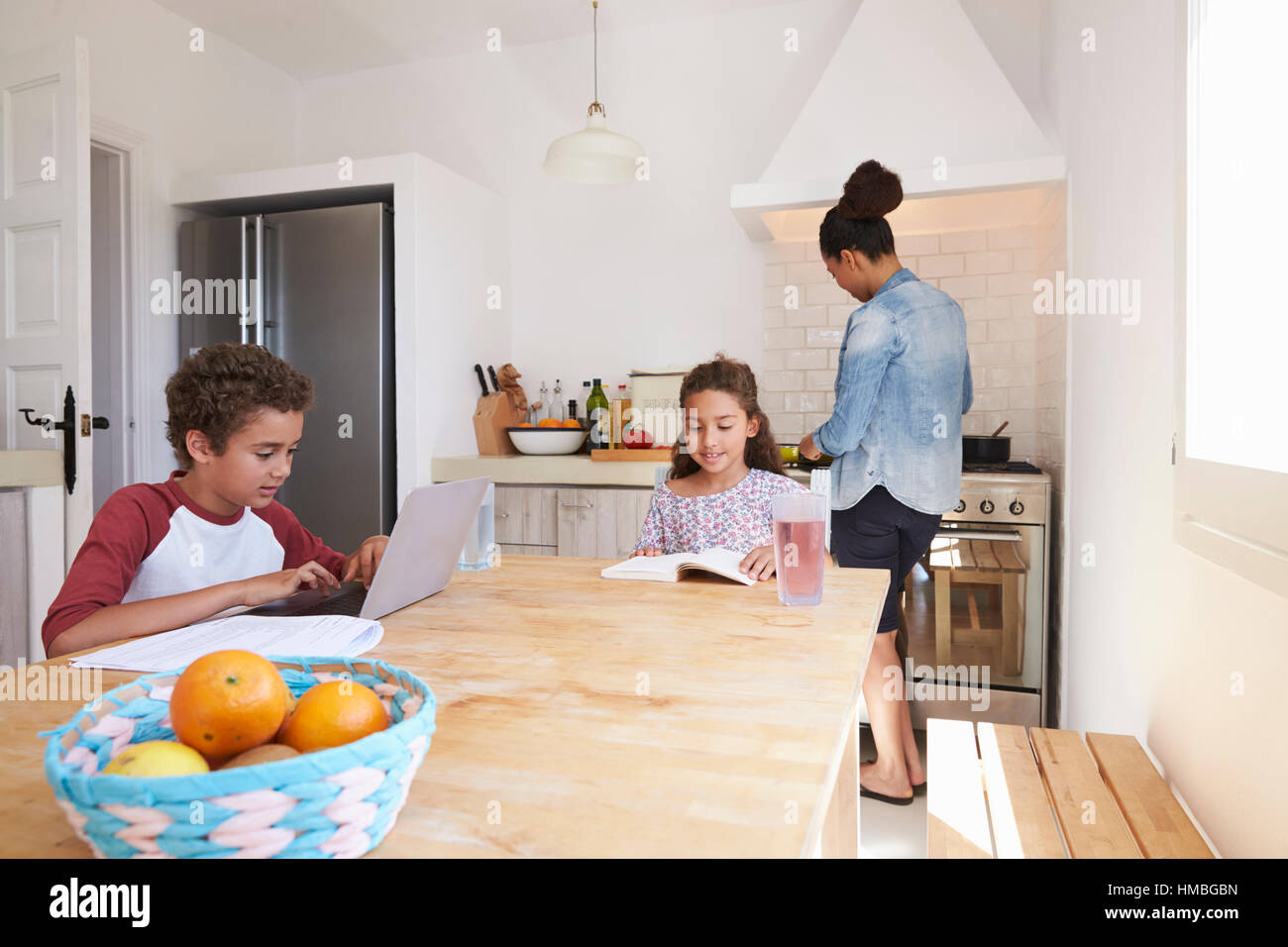 Sister study hi-res stock photography and images - Alamy