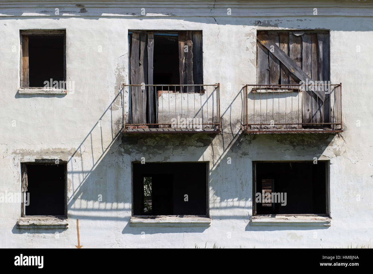 Old house 2 floors hi-res stock photography and images - Alamy