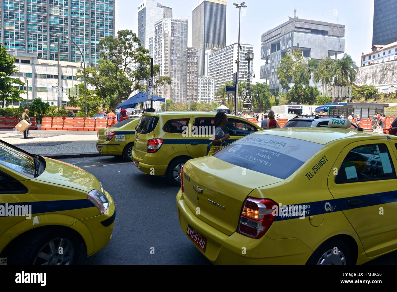 Streets of rio hi-res stock photography and images - Alamy