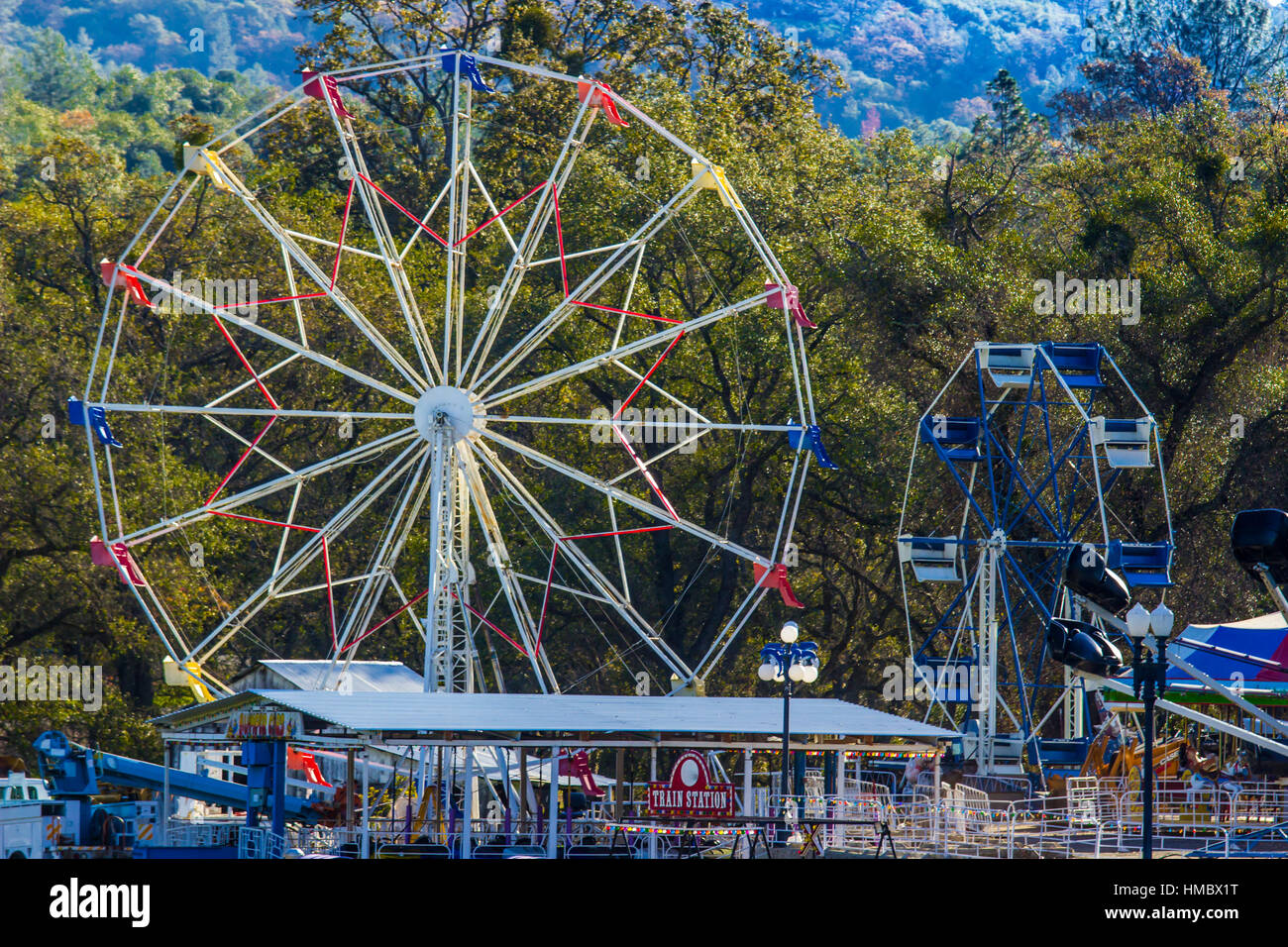 Small ferris wheel fun fair hi-res stock photography and images - Alamy
